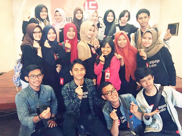 Table Manner English Master LC Kampung Inggris